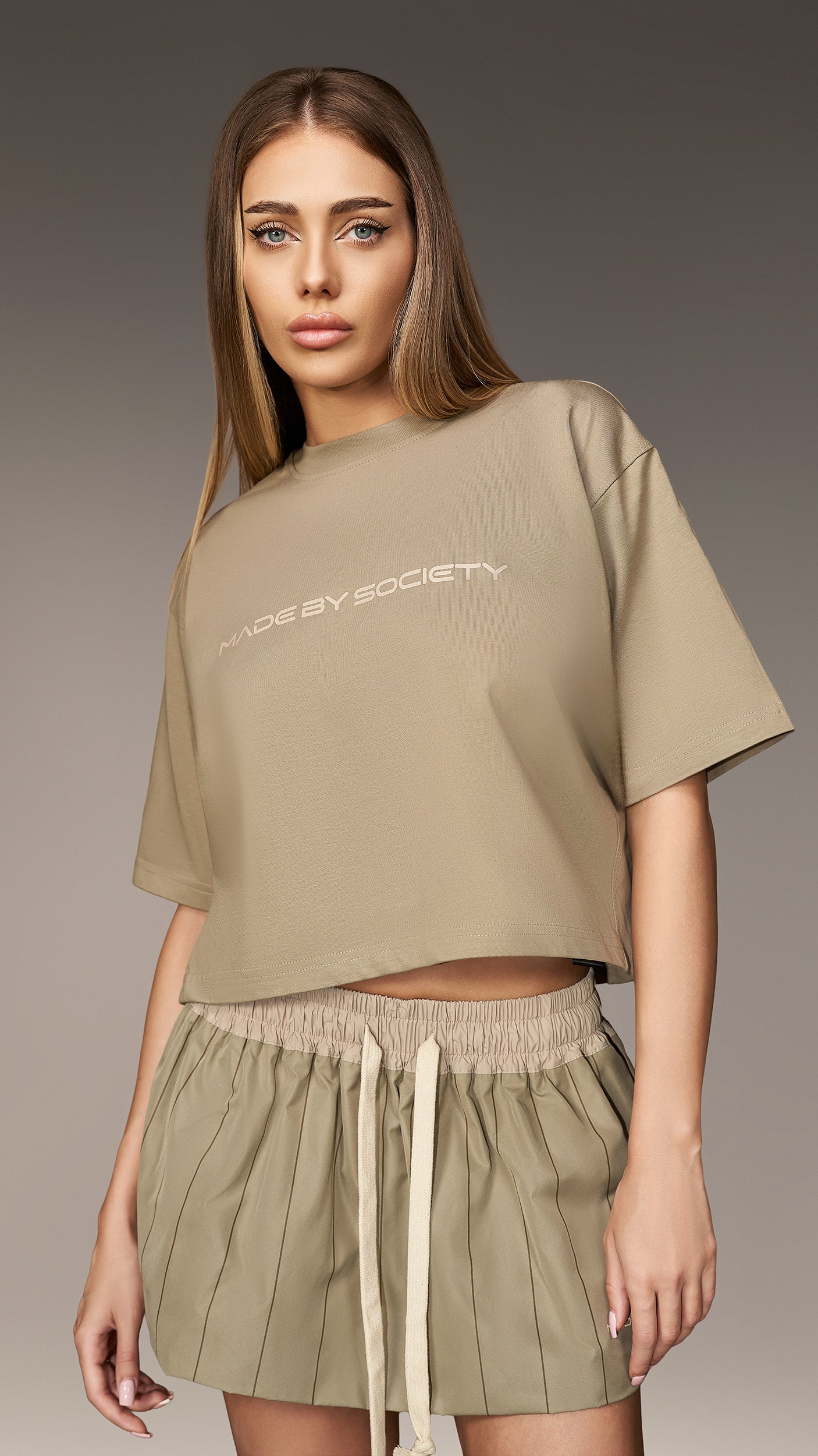 Tricouri femei Tricou decupat - T26607 - Colectia urbana