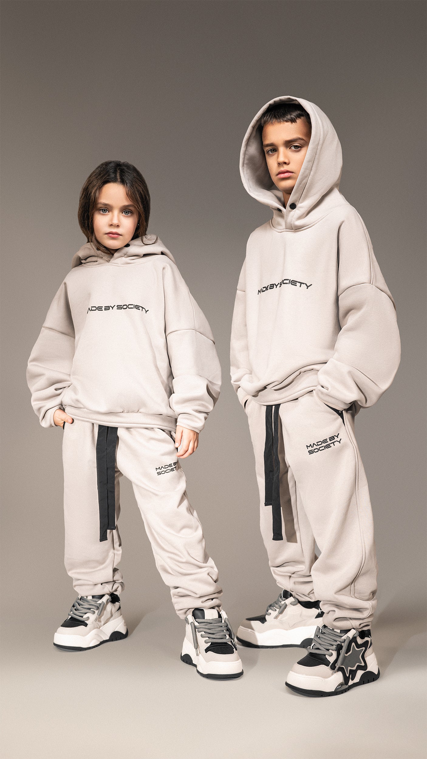 Hanorace copii Hanorac „Made By Society” - H35749 - Colectia urbana